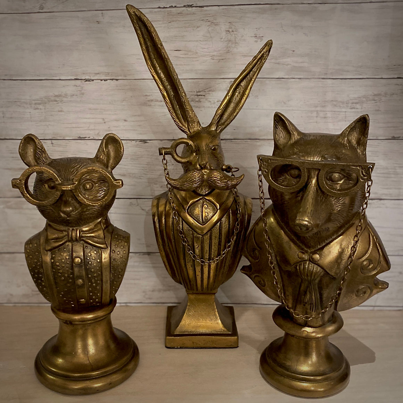 Eric the Hare Bust – Thomas Lee Living